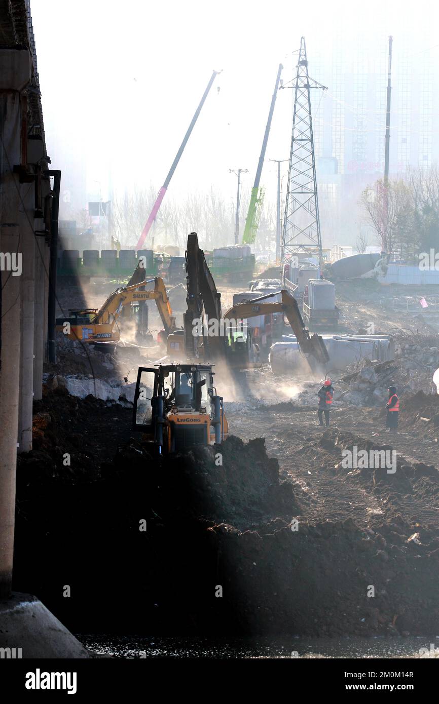 Busy reconstruction scene of Gongnong Bridge in Shenyang City ...