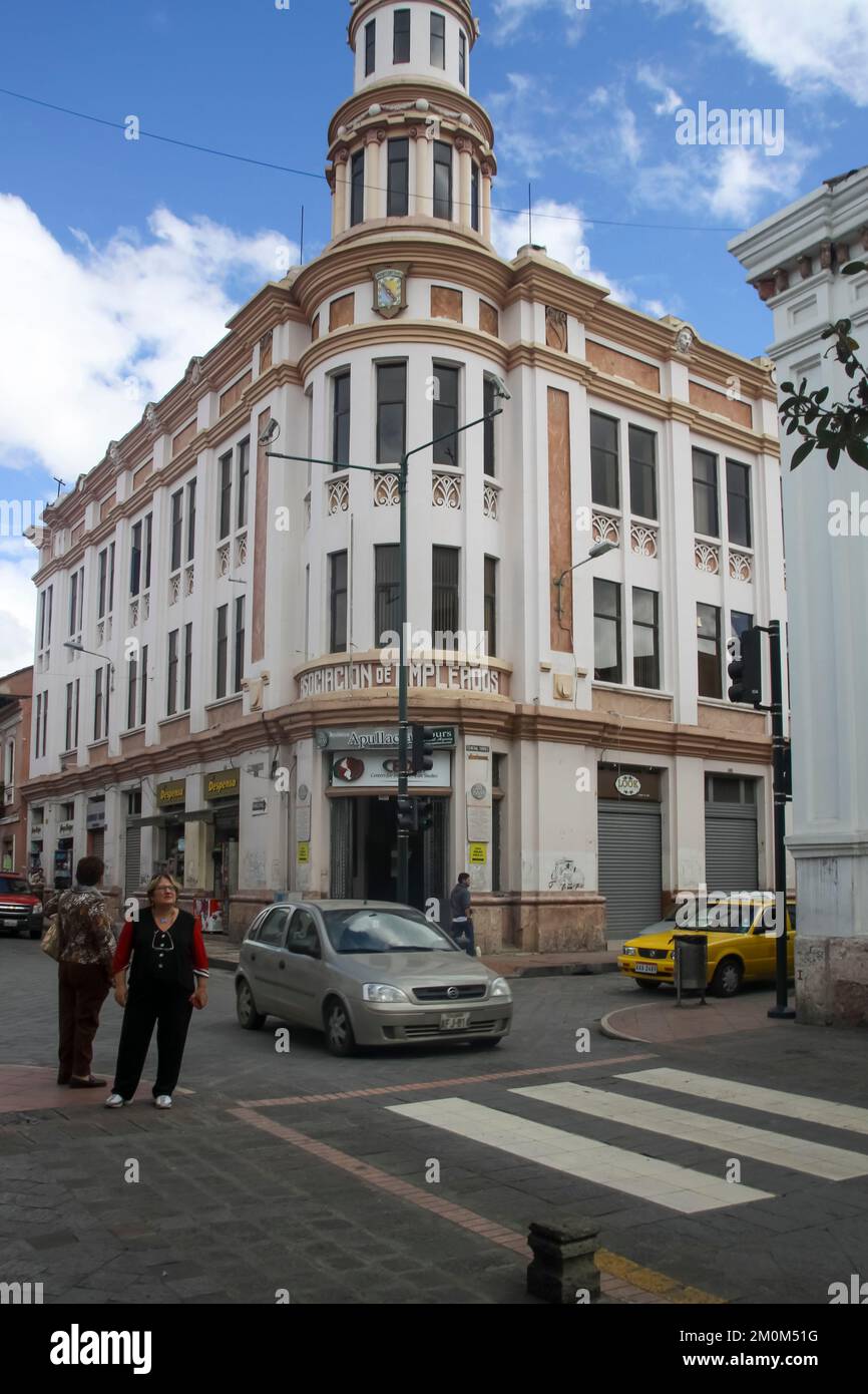 Cuenca, Ecuador Street corner Stock Photo - Alamy