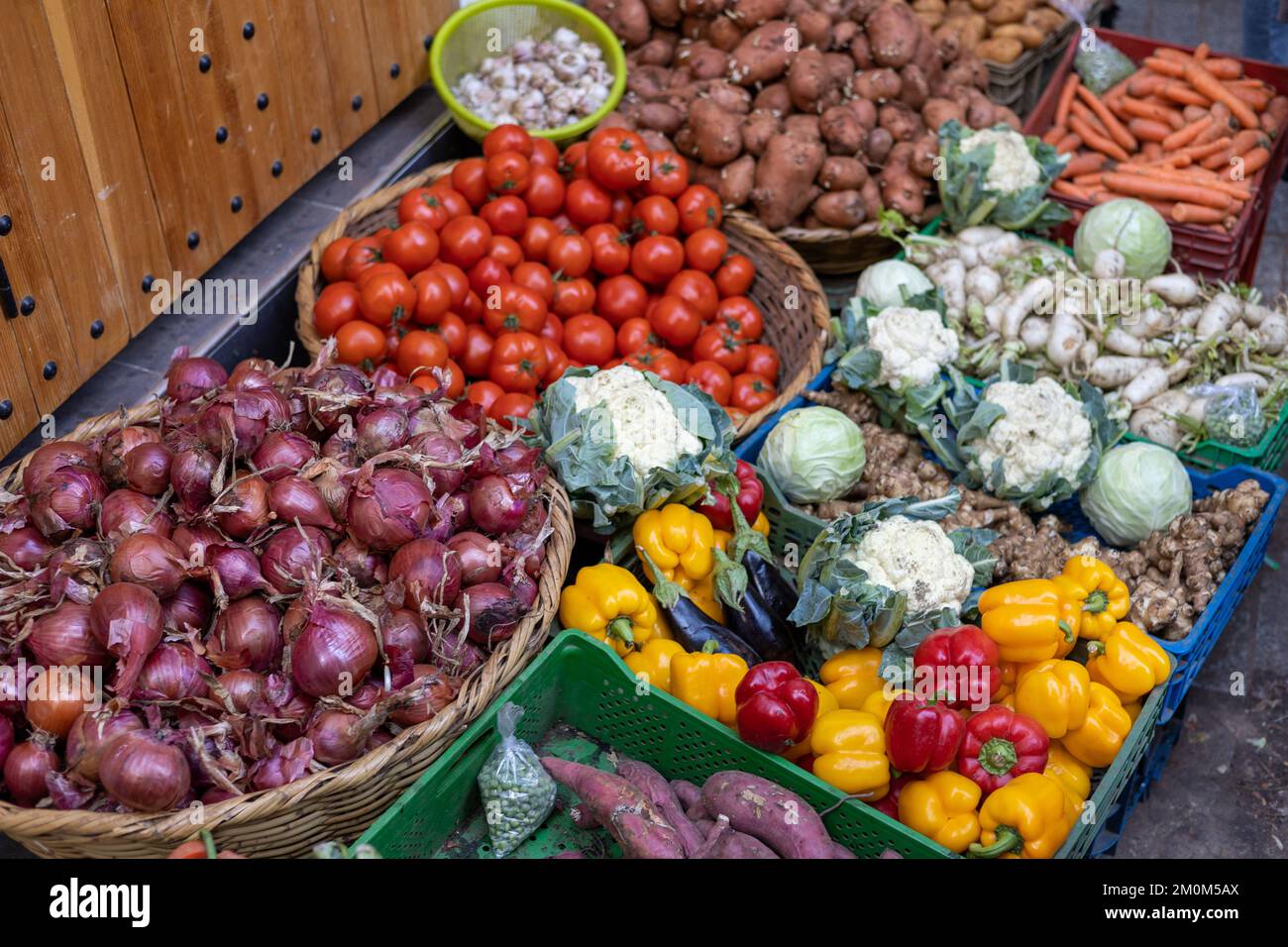 Fruts and vegetables at street market Stock Photo - Alamy