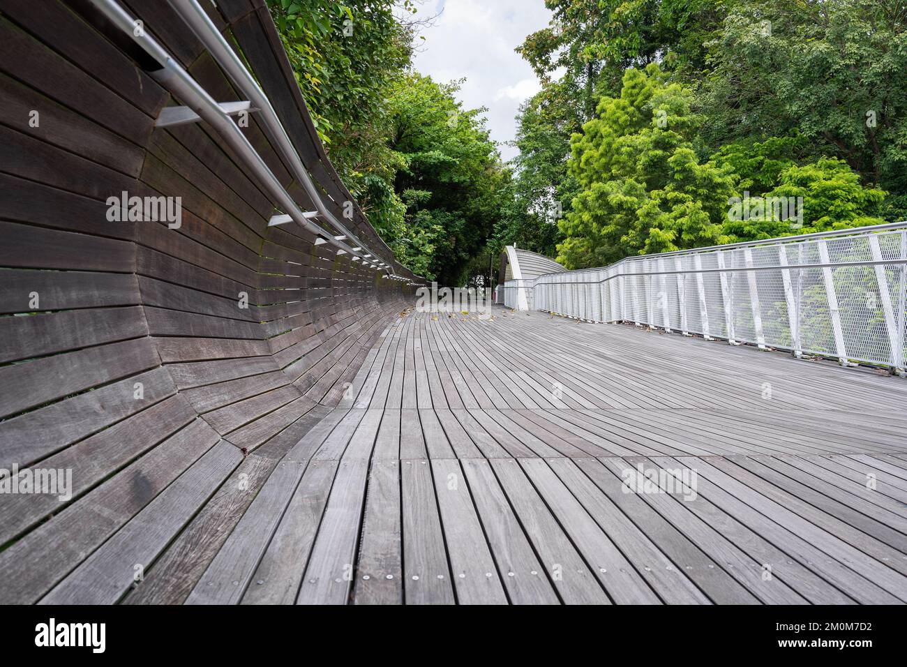 The wooden Henderson Waves Bridge inside Mount Faber Park, Singapore ...