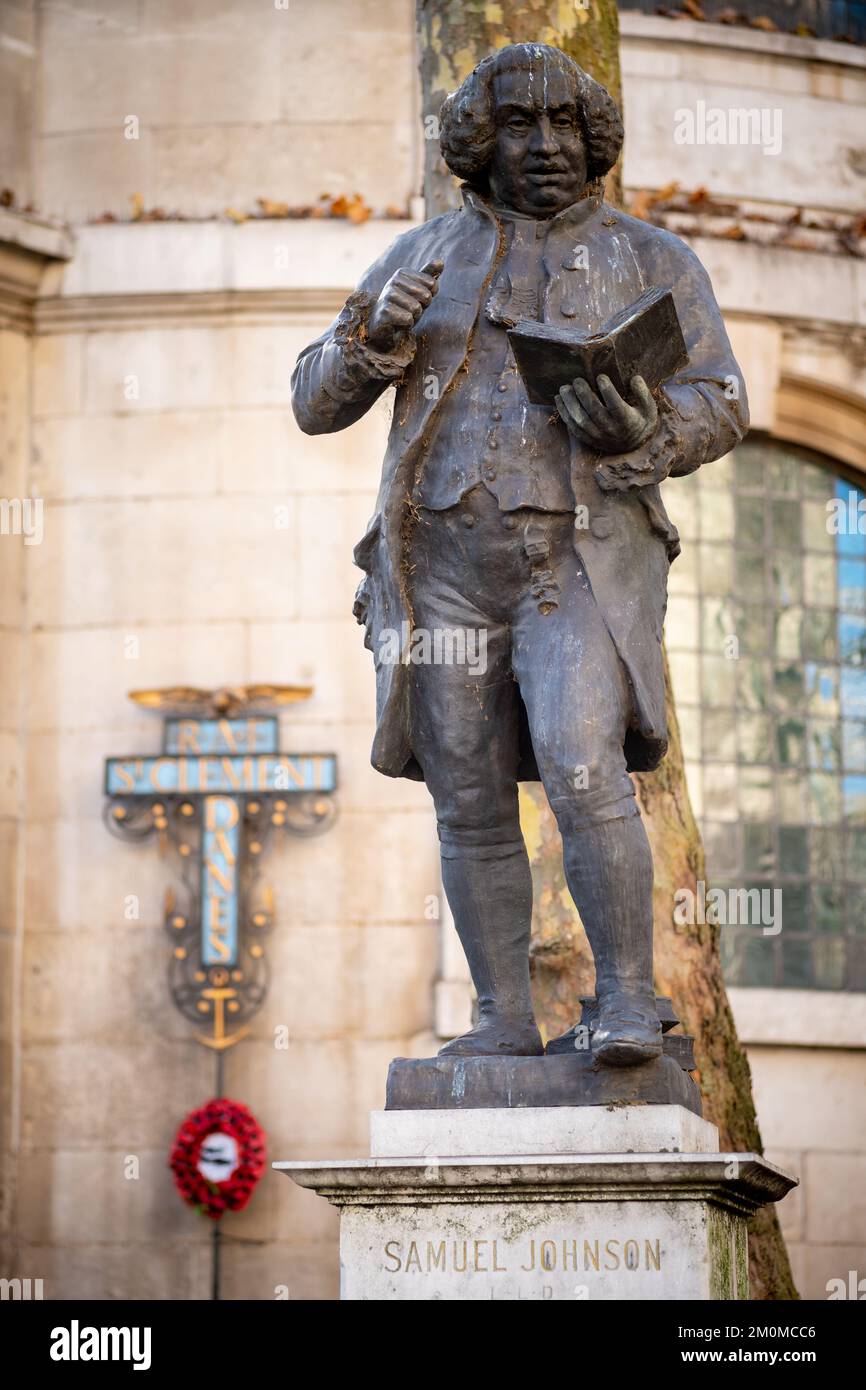 Statue of Samuel Johnson LLD, critic, essayist, philologist, biographer ...