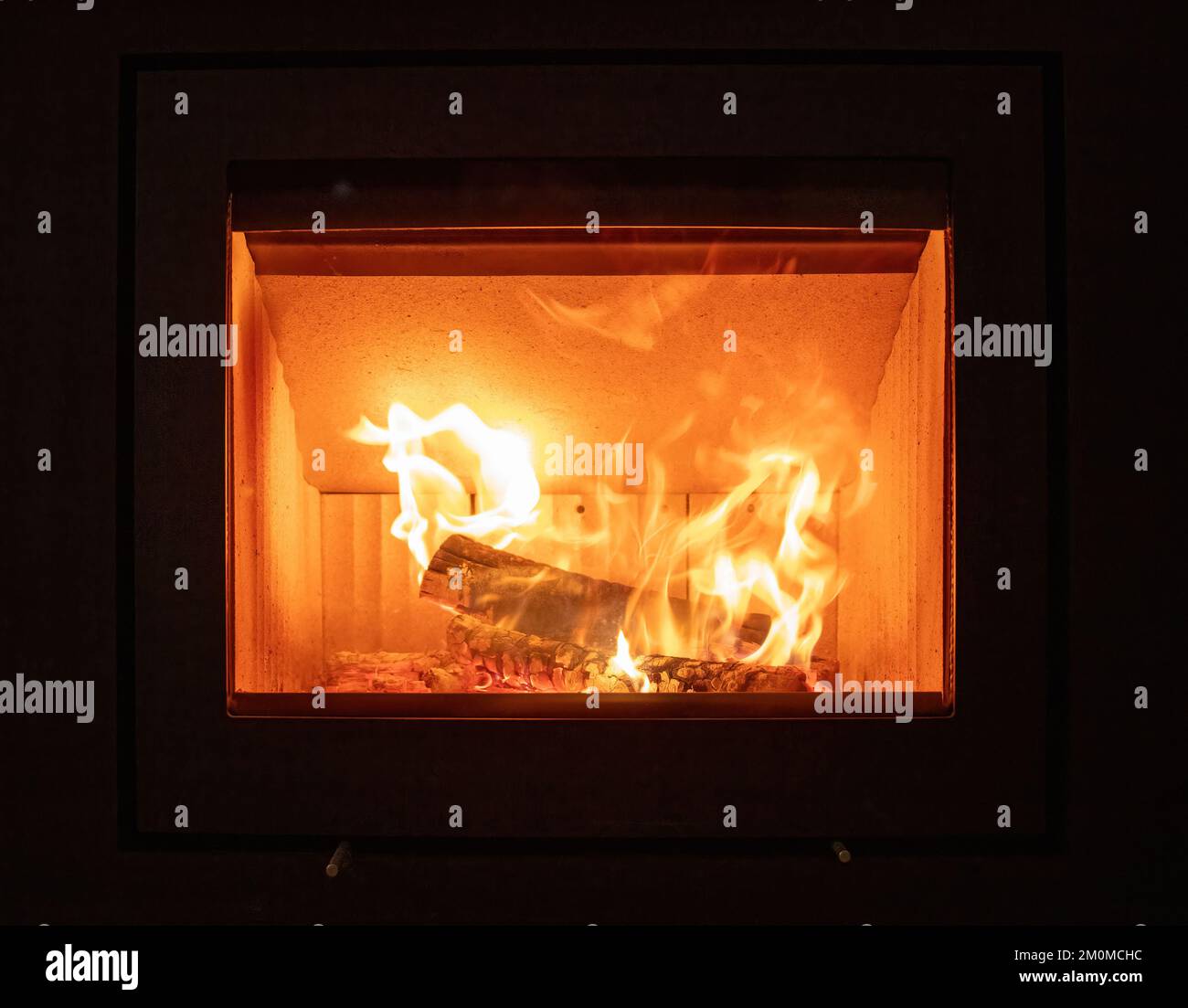 Bonfire in night close view hi-res stock photography and images - Alamy