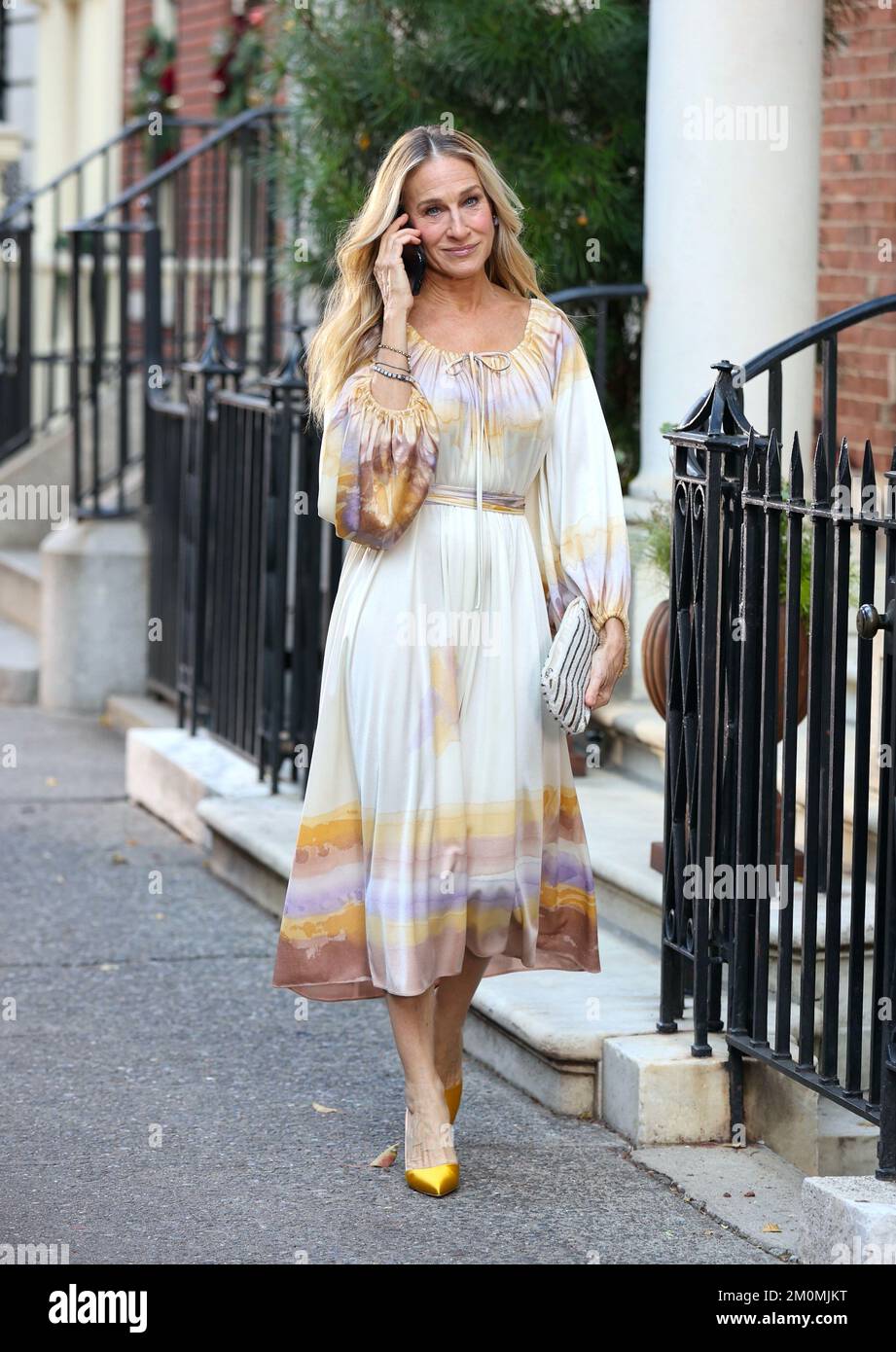 Sarah Jessica Parker Spotted Filming `And Just Like That` -PICTURED ...