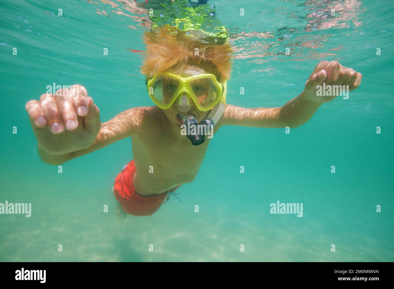 Boy scuba hi-res stock photography and images - Alamy