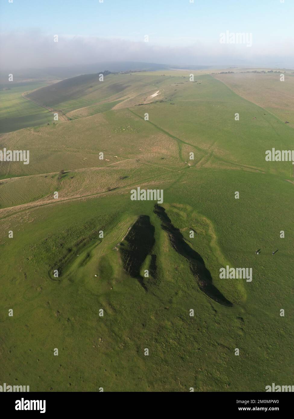 Adams grave wiltshire hi-res stock photography and images - Alamy