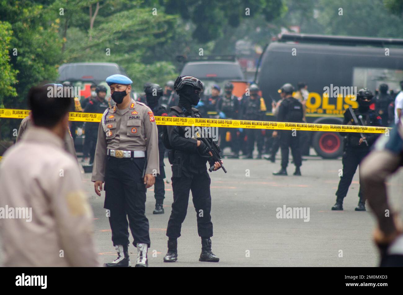 Bandung, Indonesia. 7th Dec, 2022. Police officers stand guard near the ...