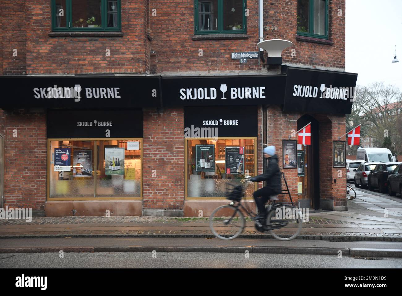 Skjold burne hi-res stock photography and images - Alamy