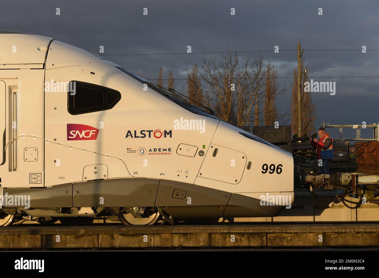 Velim, Czech Republic. 07th Dec, 2022. Testing of French high-speed ...