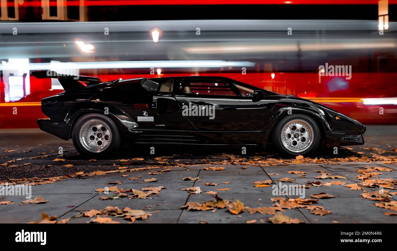 Late night, Lamborghini Countach on street at autumn, Long exposure ...