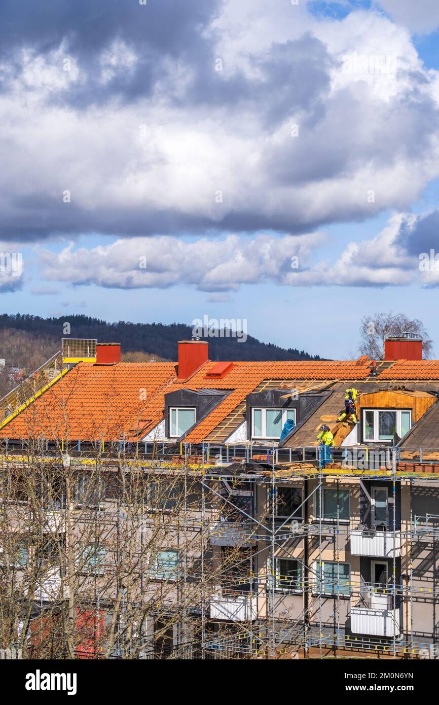 Residential building with roofing work Stock Photo - Alamy