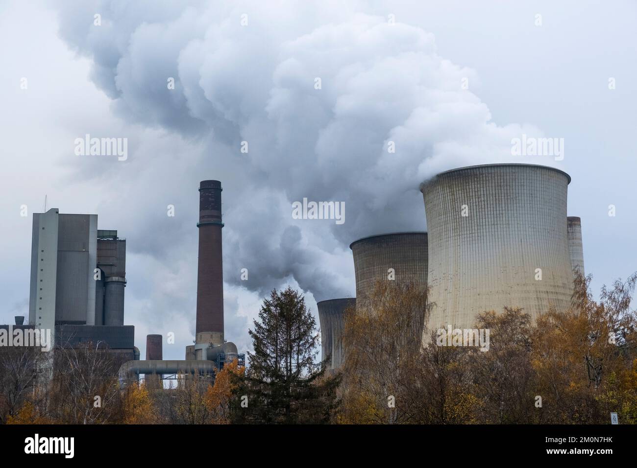 The RWE Power Plant at Eschweiler, with drift evaporating water steam ...