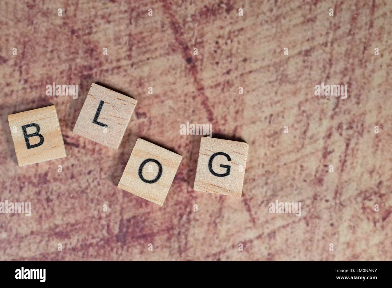 Blog, letters on wooden cubes Stock Photo - Alamy