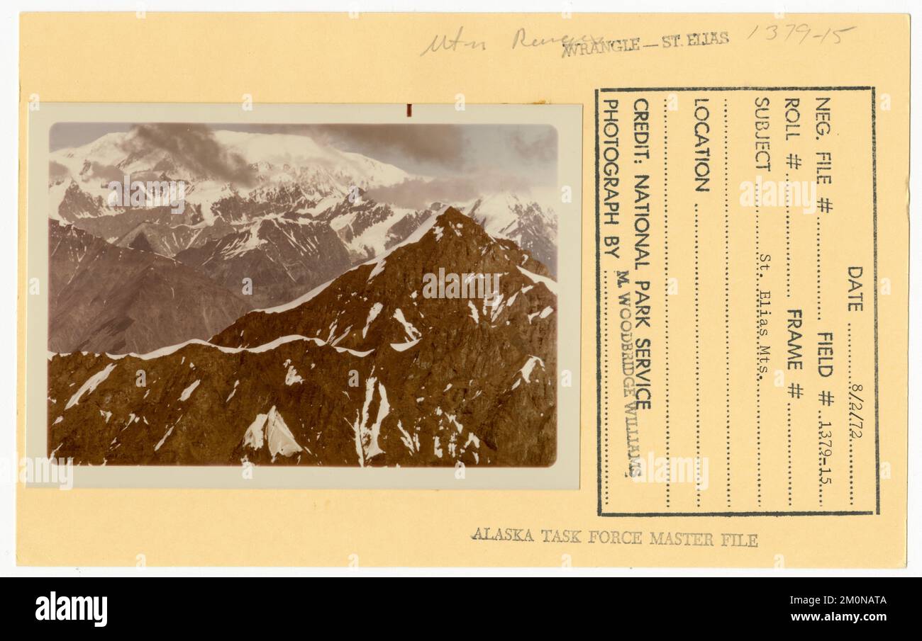 Alaska range mountains Cut Out Stock Images & Pictures - Alamy