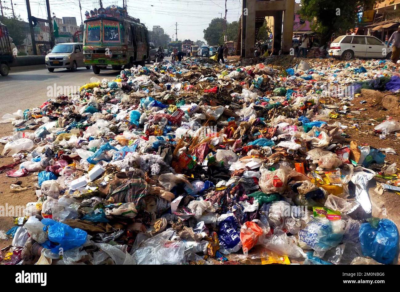 Hyderabad, Pakistan, 07/12/2022, Huge heap of garbage creating problems ...