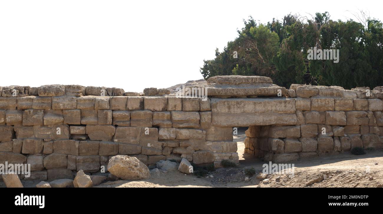 Wall of the Crow, Giza Pyramids and Sphinx, Cairo, Egypt Stock Photo ...