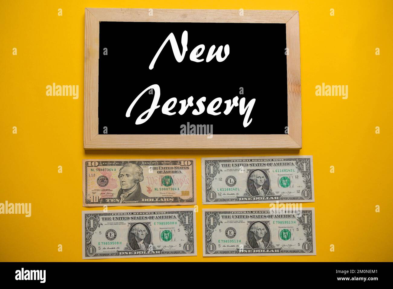 Minimum wage in new hi-res stock photography and images - Alamy