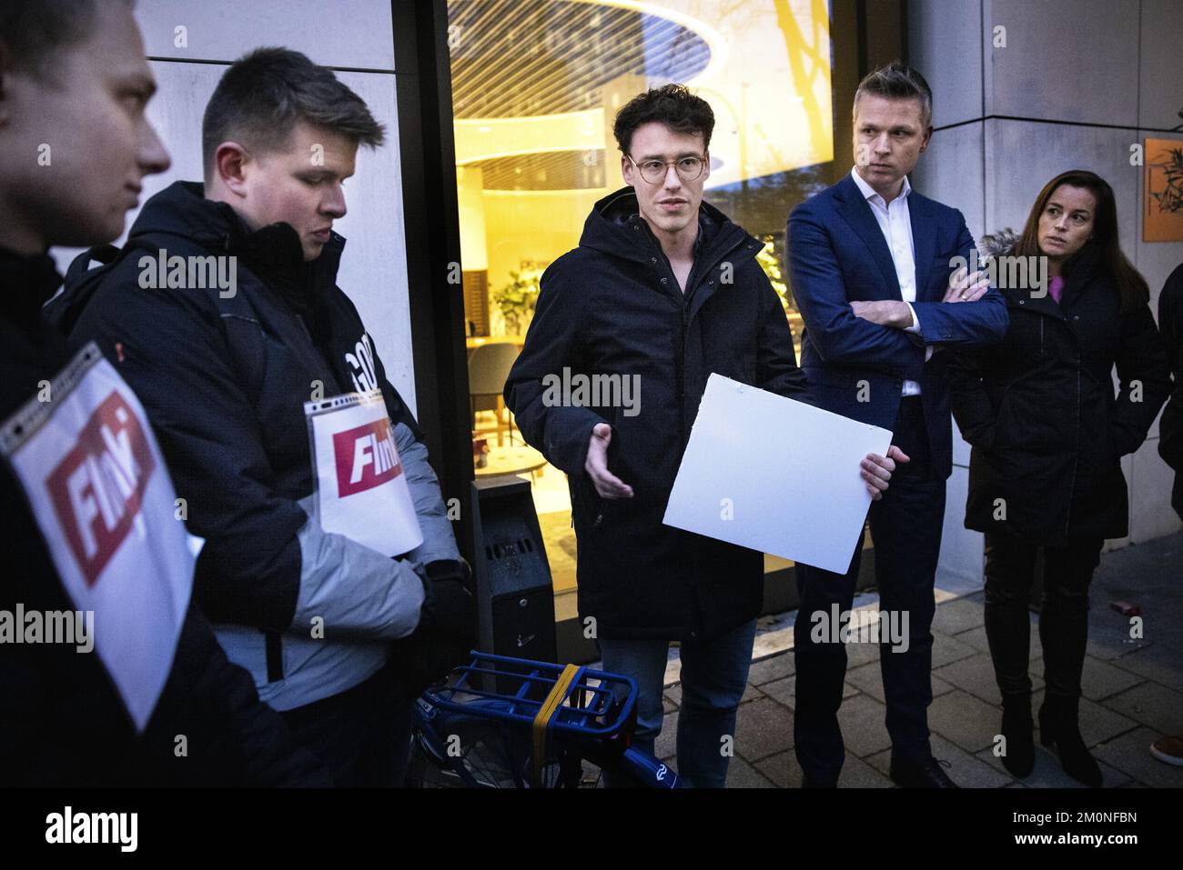 Flash deliverers hi-res stock photography and images - Alamy