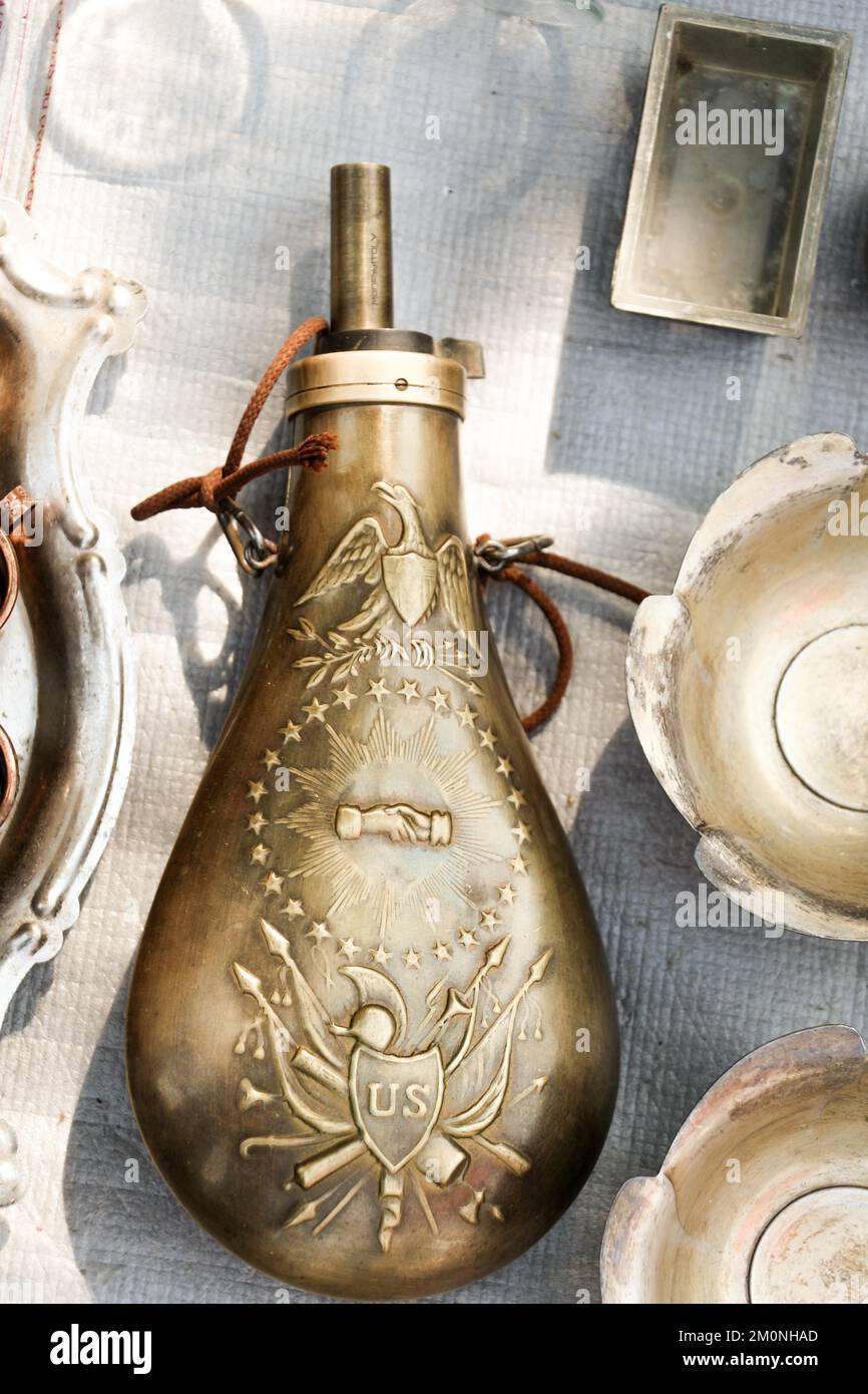 Vintage old army bottle on the wood floor Stock Photo - Alamy