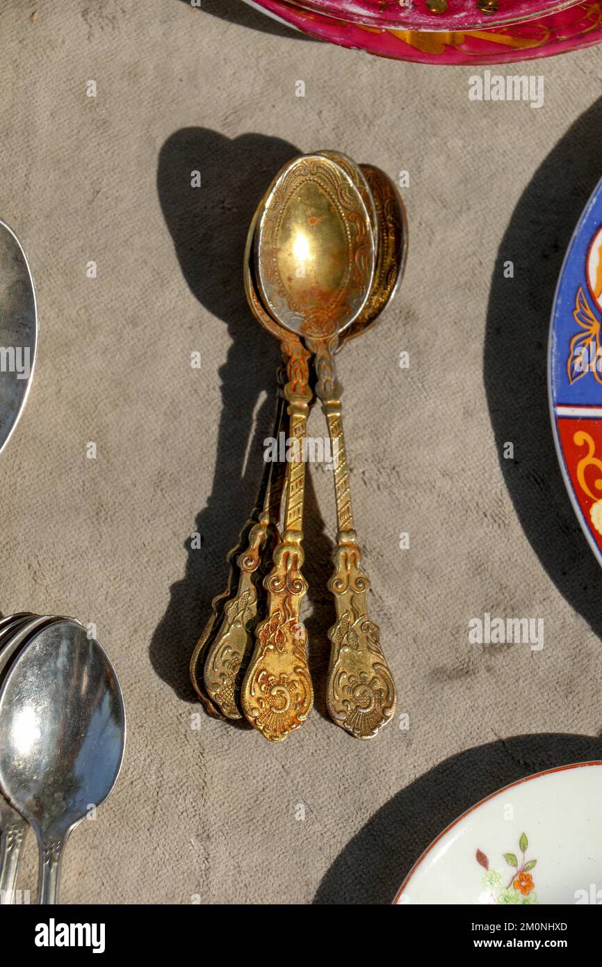 Cutlery shop hi-res stock photography and images - Alamy