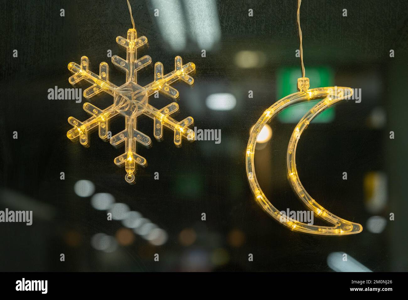 Hanging lights vector hi-res stock photography and images - Alamy