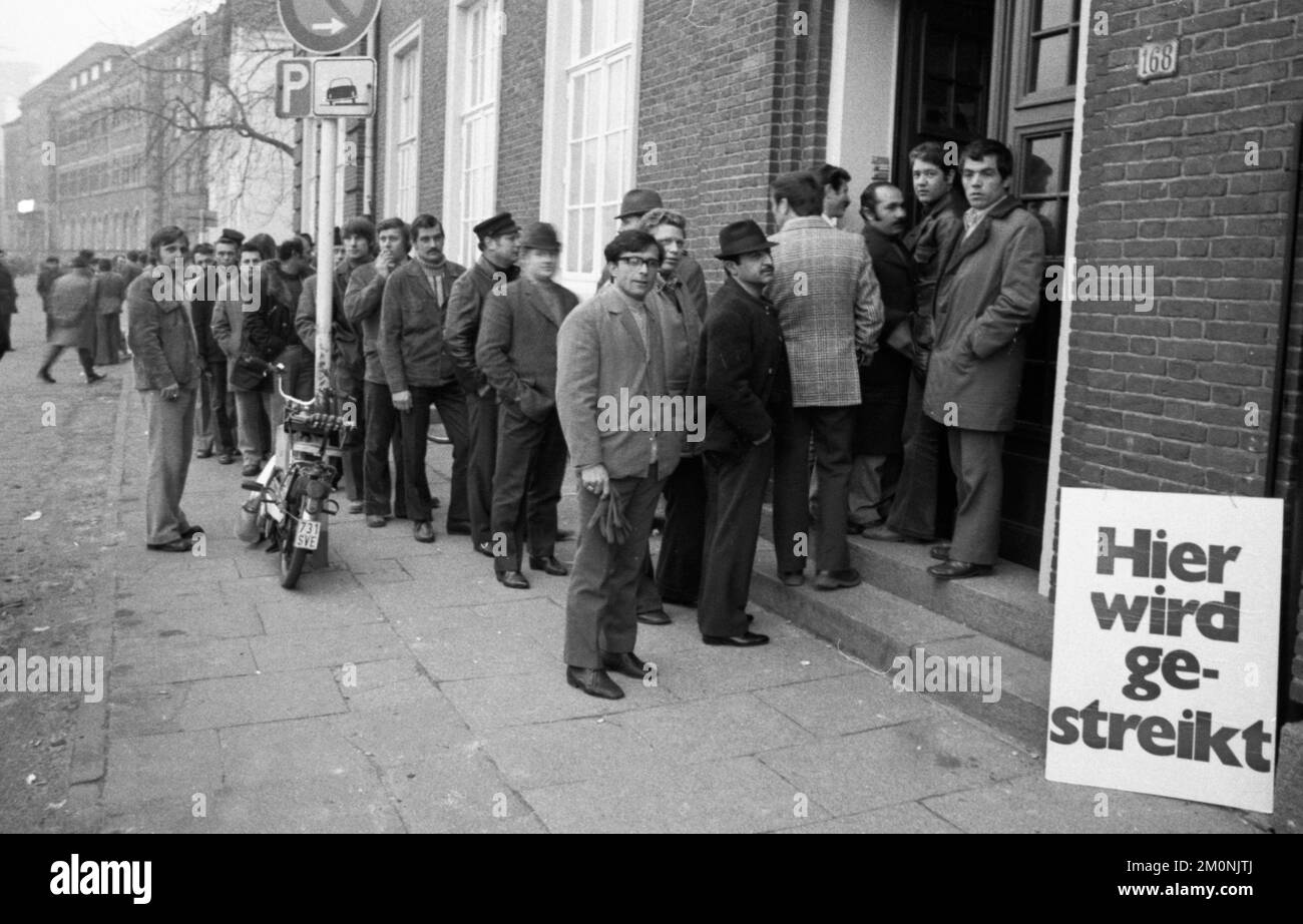 The collective bargaining dispute (strike) of the Industrial Union of ...