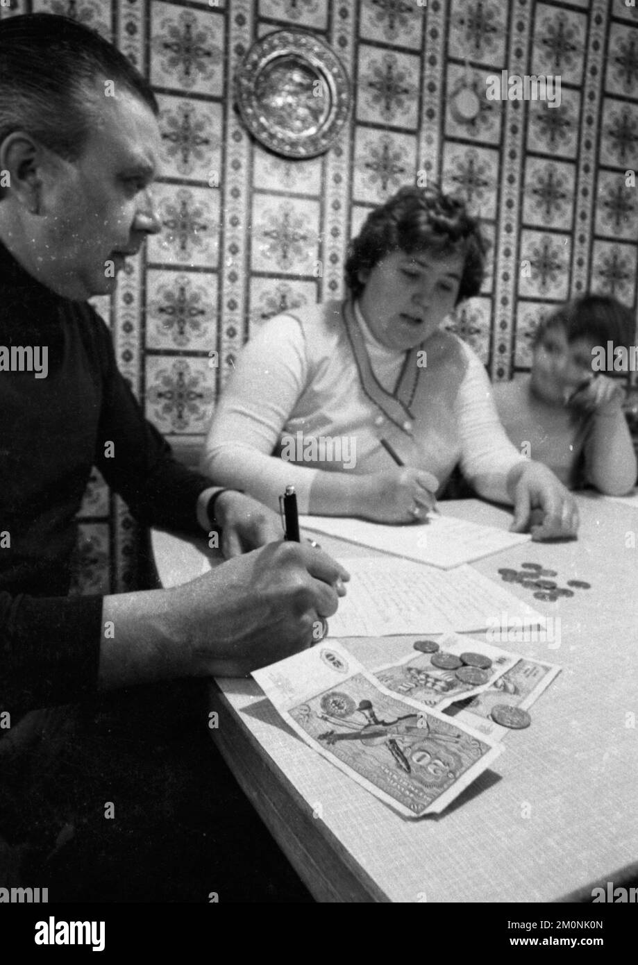 Money 1970s Black and White Stock Photos & Images - Alamy