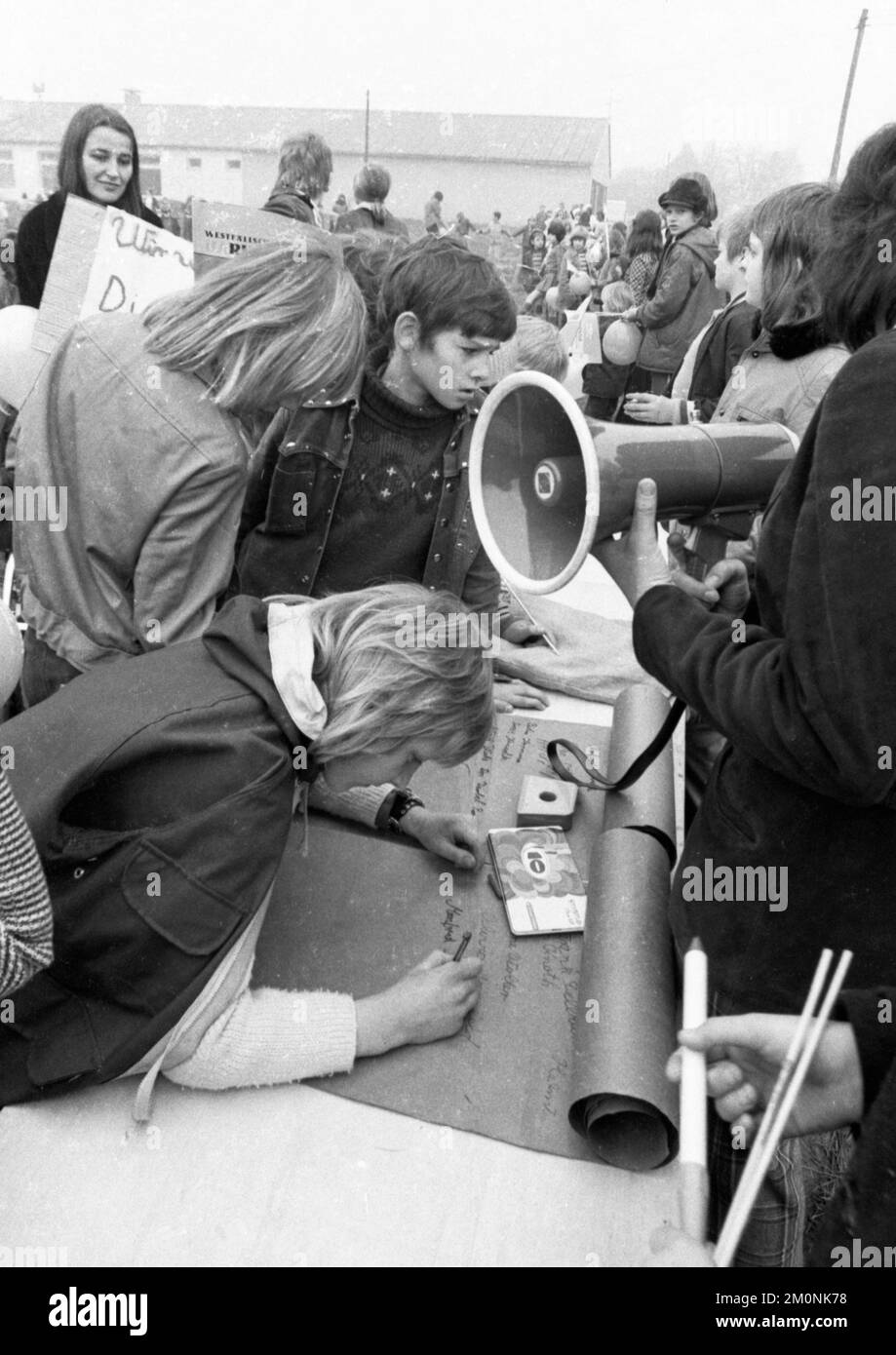 Five children soccer Black and White Stock Photos & Images - Alamy