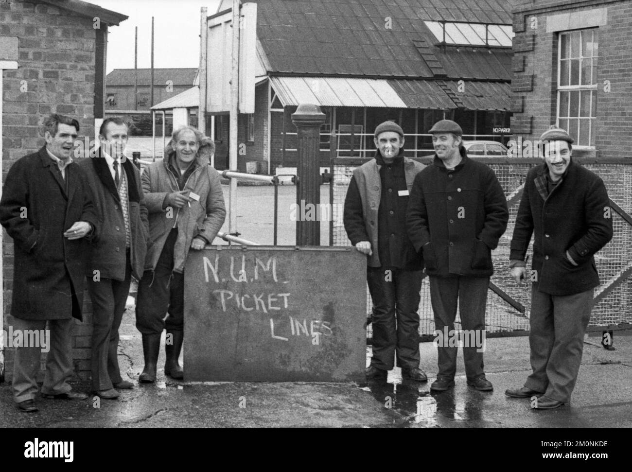 Miner strike 1974 hi-res stock photography and images - Alamy