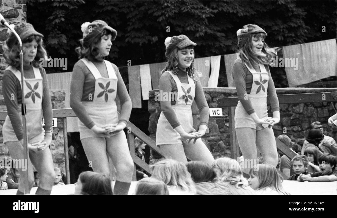 The annual festival at Kemnade Castle in Hattingen, here Kemnade 1974 ...