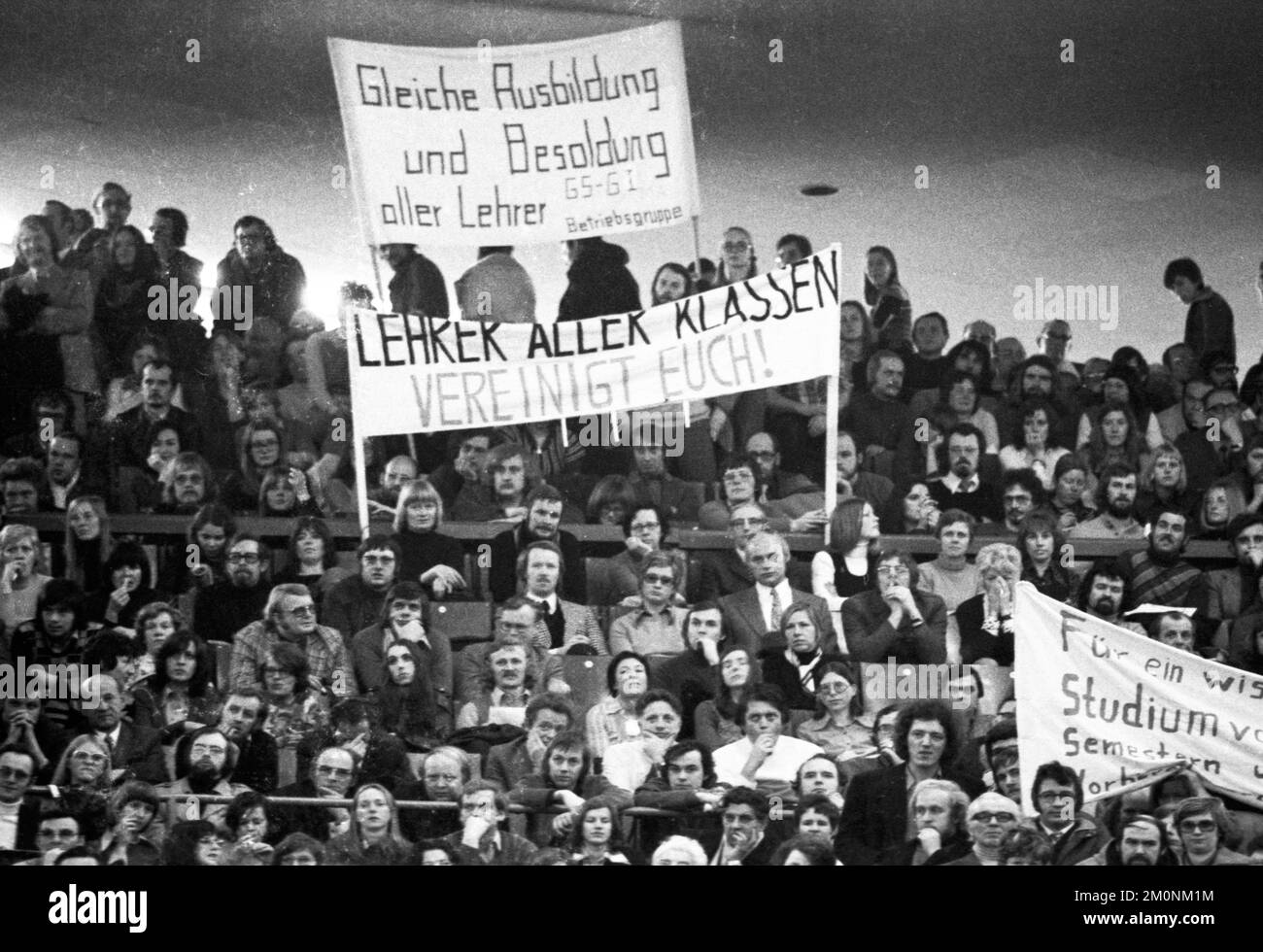 The Education and Science Union (GEW) demonstrated for an improvement ...