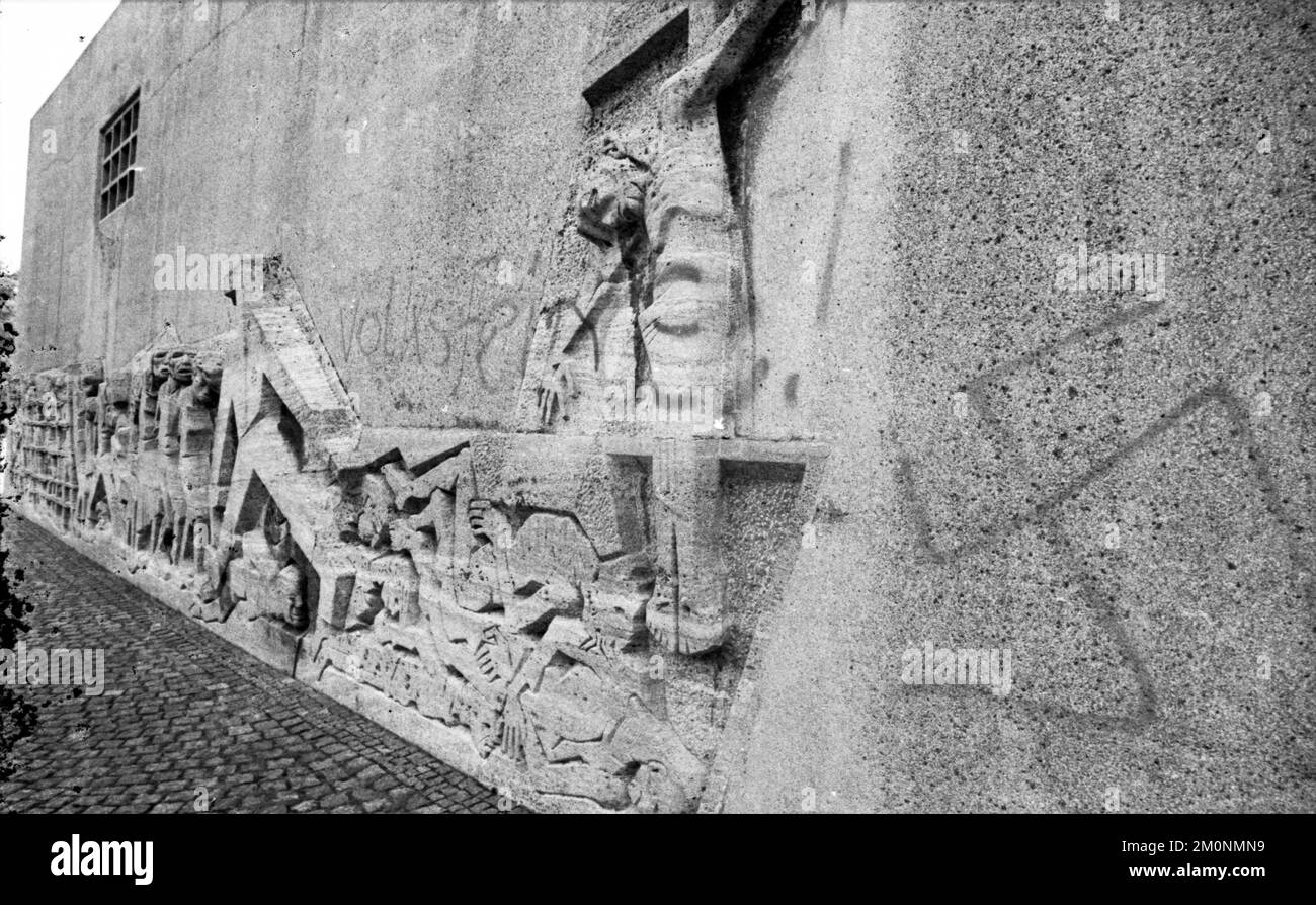 Unknown persons damaged and smeared the memorial for the Nazi victims ...