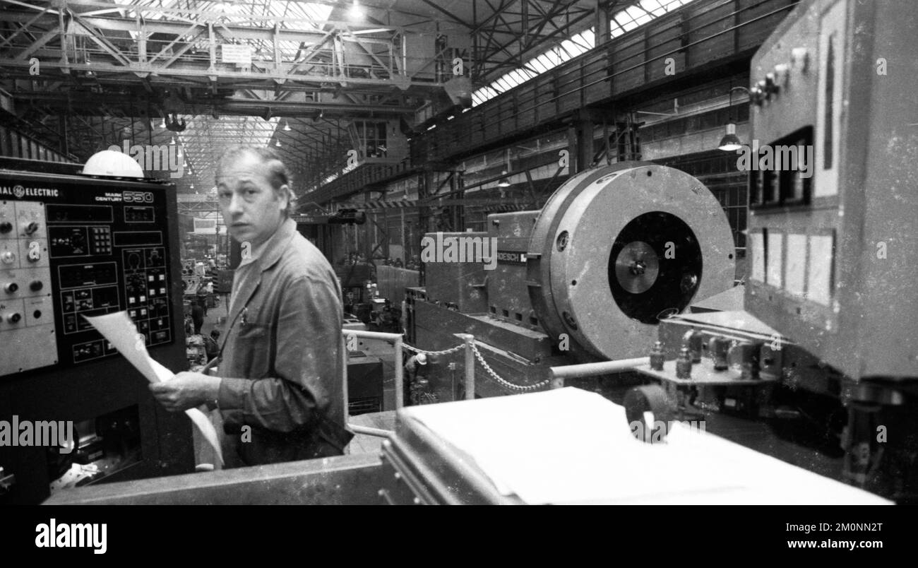 The Maschinenfabrik Deutschland (MFD) of Hoesch AG ceased production of ...