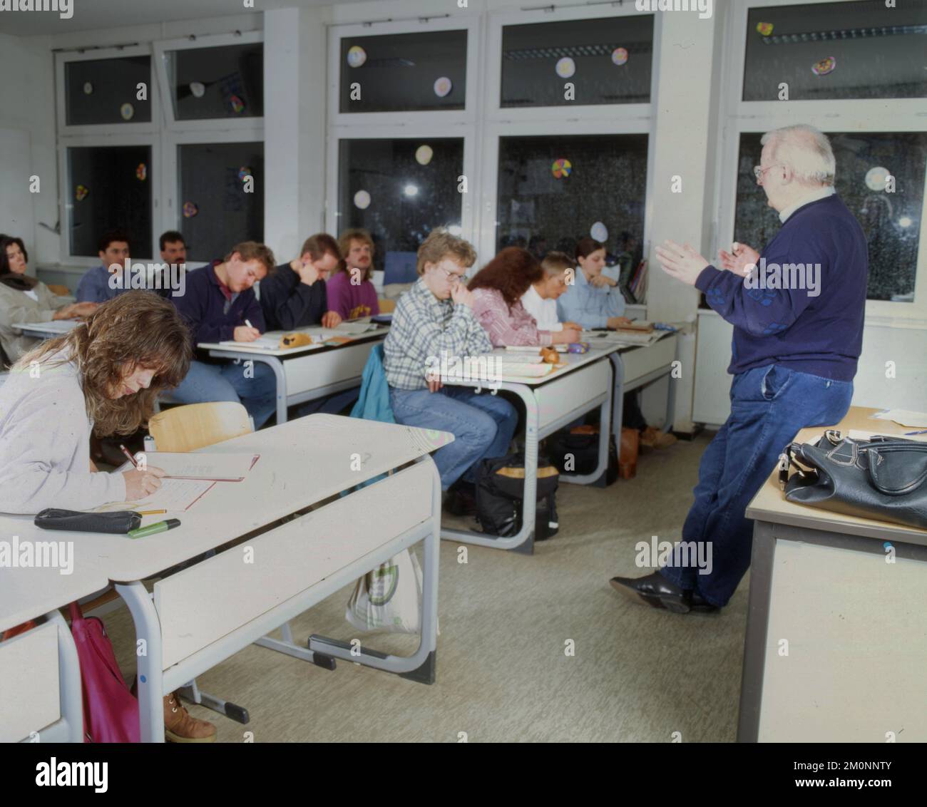 Lessons in the 2nd educational pathway, here in the Abendgymnasium ...