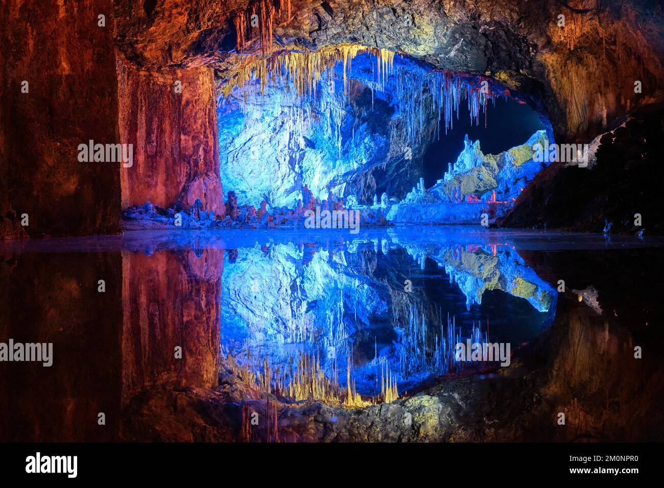 Fairy Tale Dome, Saalfeld Fairy Grottoes Exhibition Mine, interior view ...