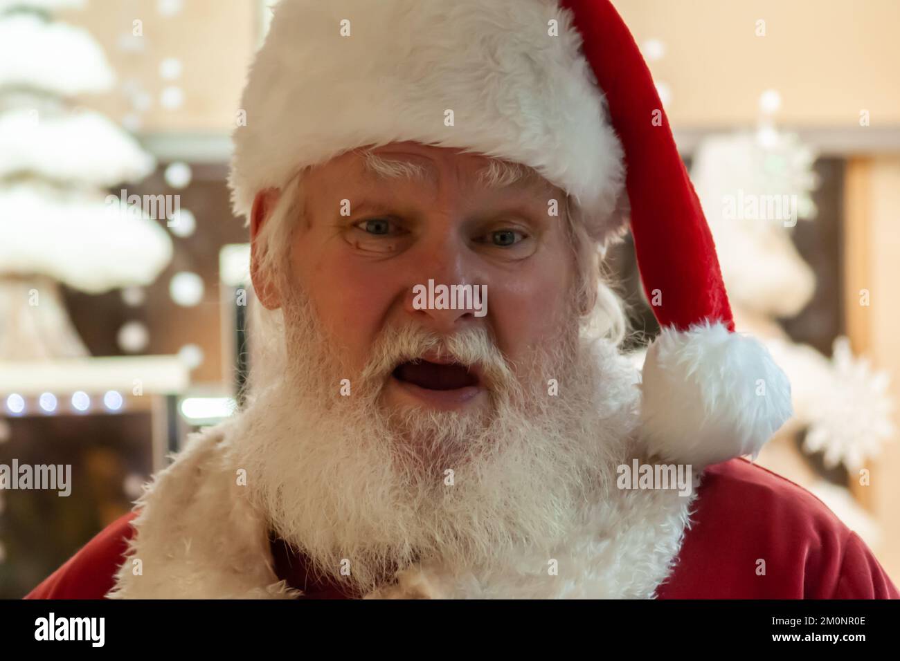 Glasgow, Scotland, UK. 7th December, 2022: Santa Claus (aka Andrew ...