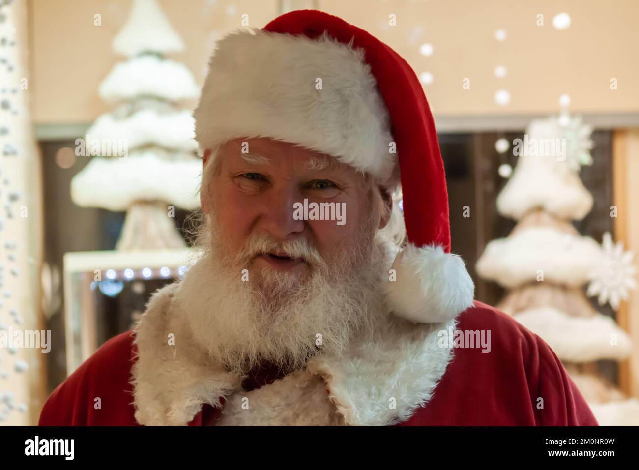 Glasgow, Scotland, UK. 7th December, 2022: Santa Claus (aka Andrew ...