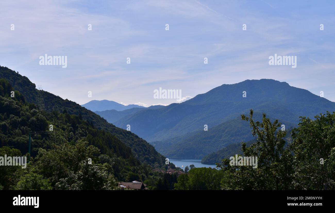 Lago di Ledro Stock Photo - Alamy