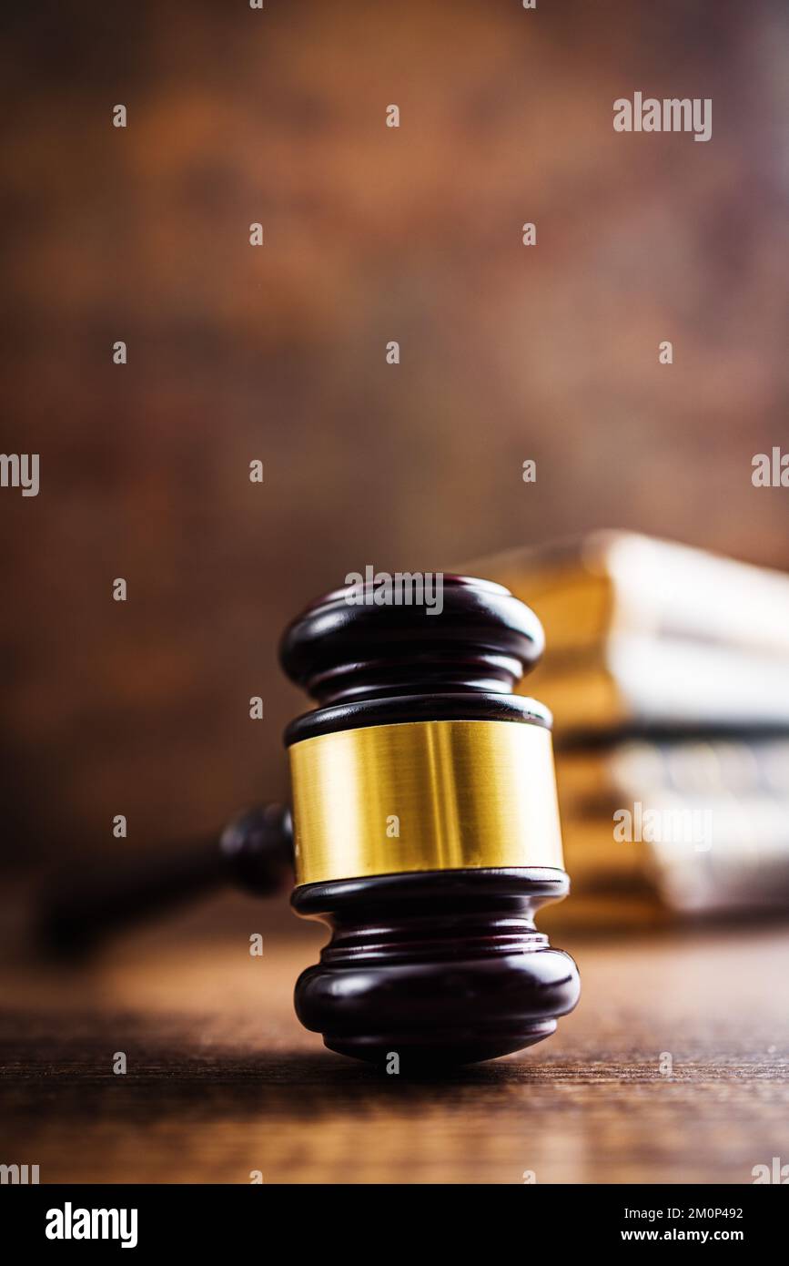 Judge gavel book on table hi-res stock photography and images - Alamy