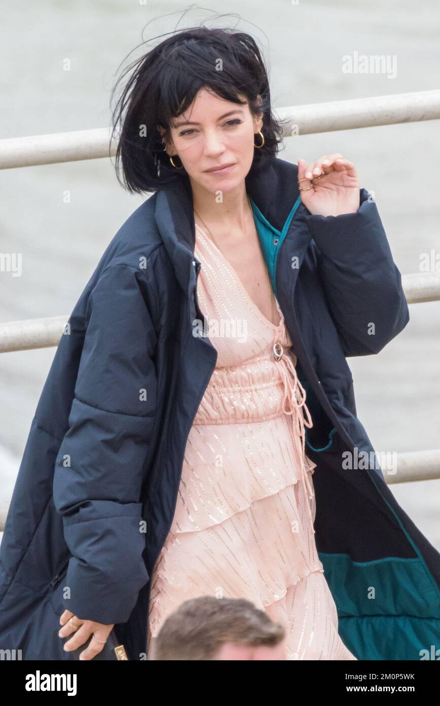 British singer lily allen hi-res stock photography and images - Alamy