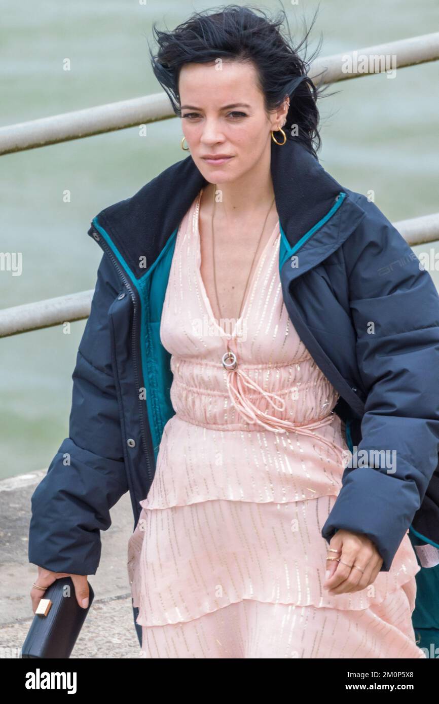 Lily Allen films a video in Margate Stock Photo - Alamy