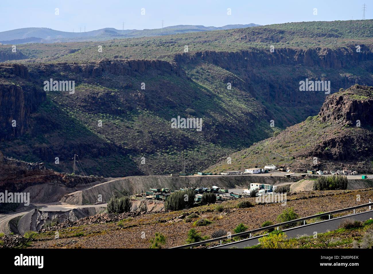 Basalt quarry producing aggregate and sand in the San Bartolomé de ...