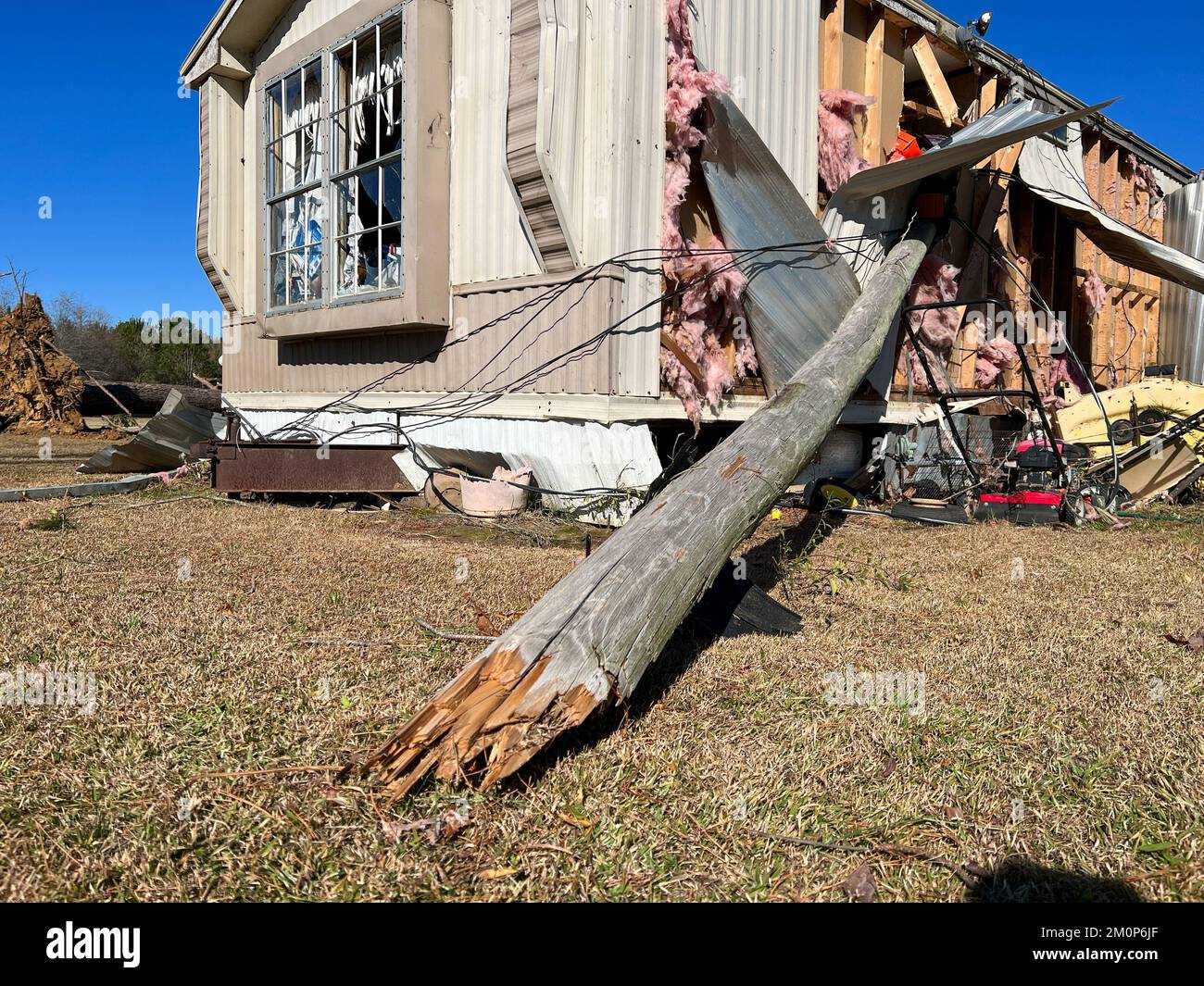 Pole in side of mobile home from tornado damage Stock Photo - Alamy