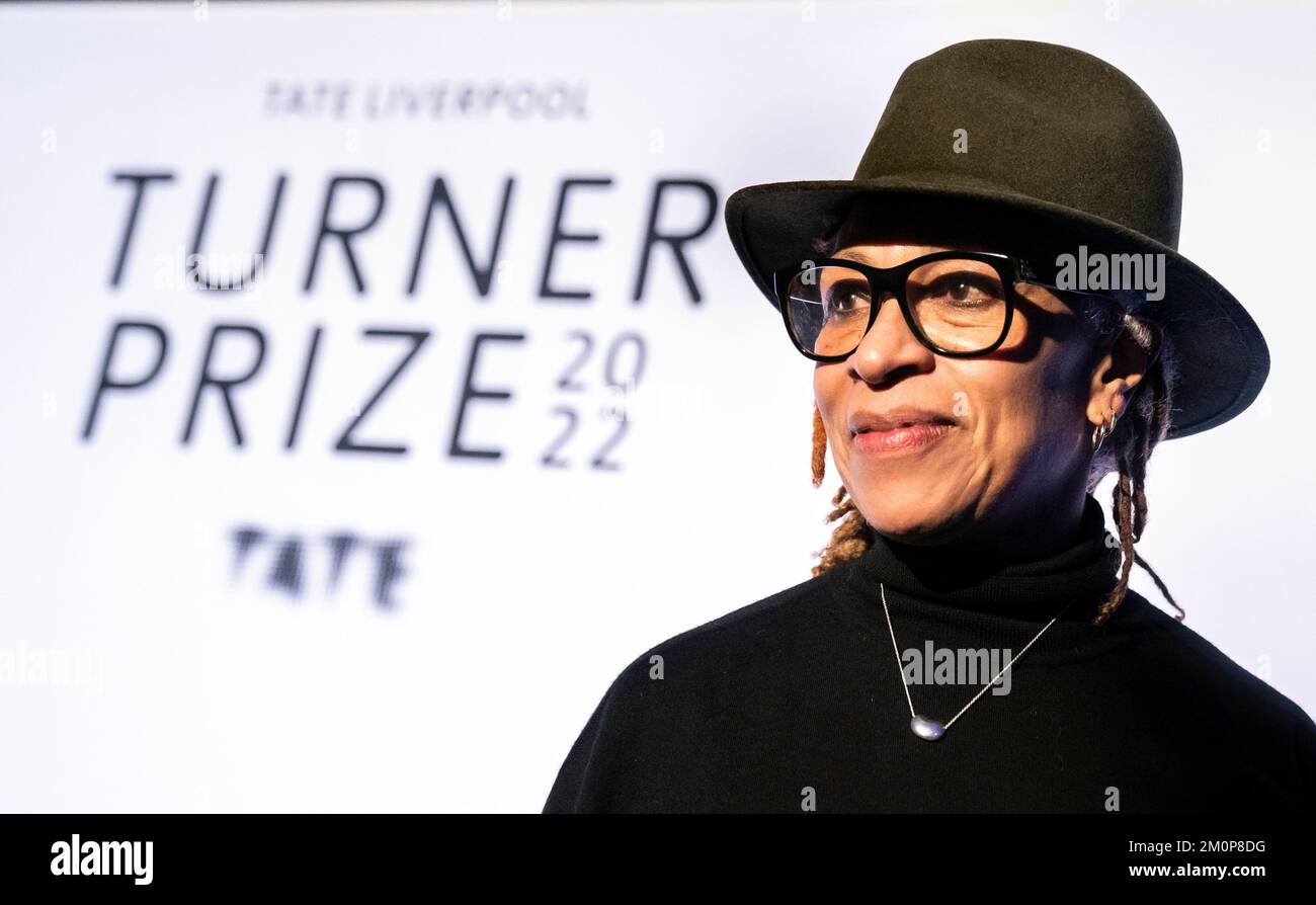 Veronica ryan sculptor hi-res stock photography and images - Alamy