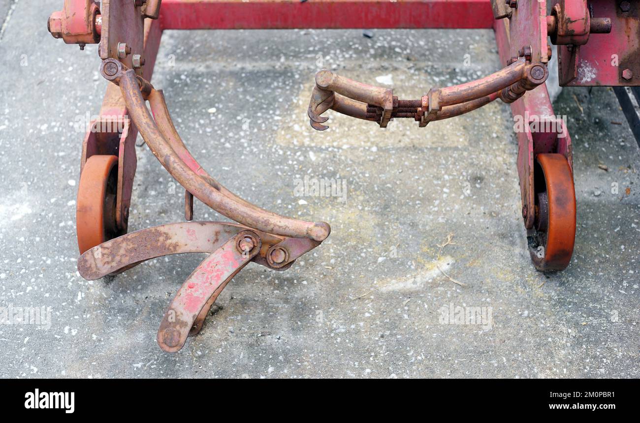 A front side veiw of the handle for catch stacks of a hydraulic drum ...