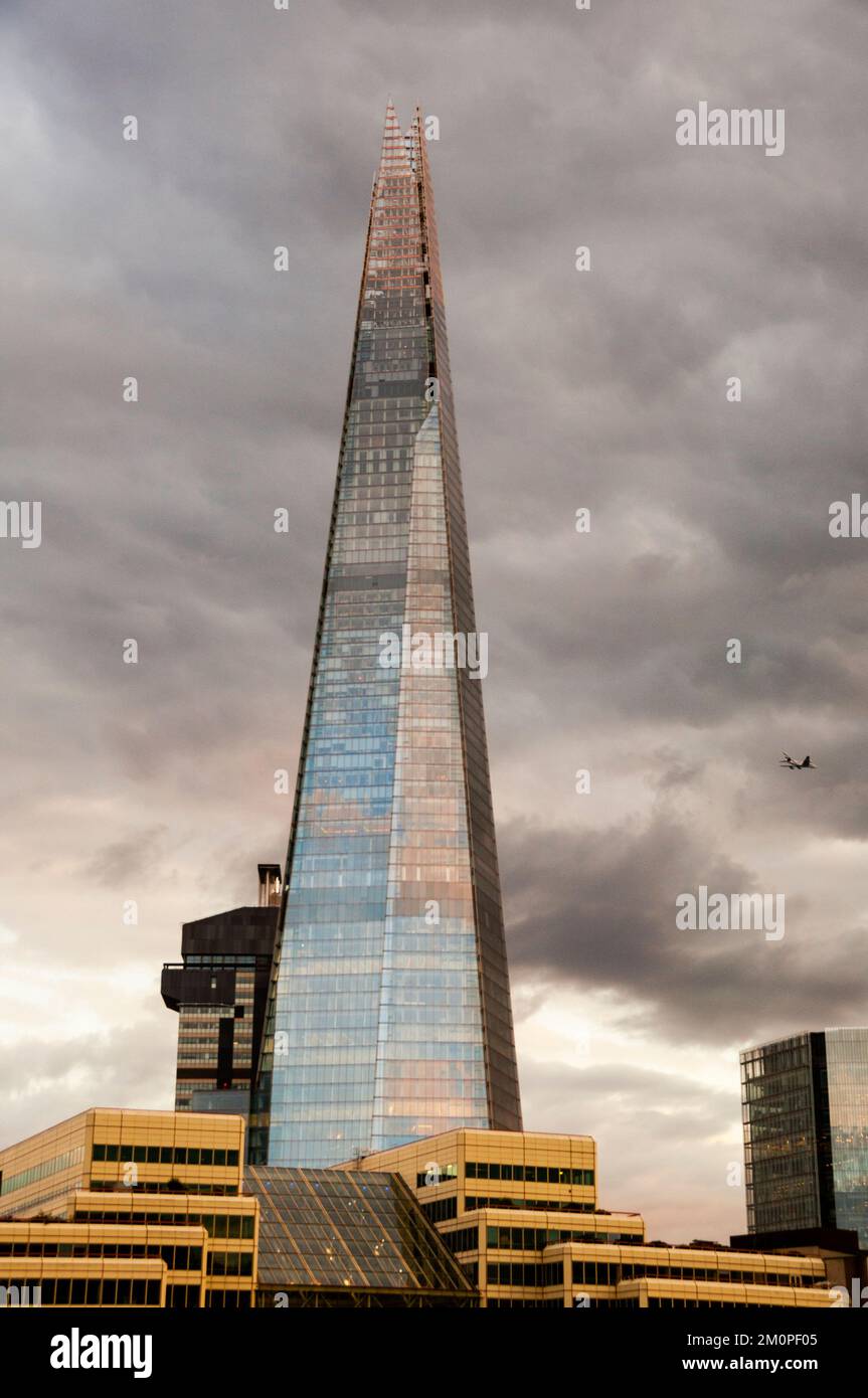 The Shard skyscraper along the River Thames in London, England Stock ...