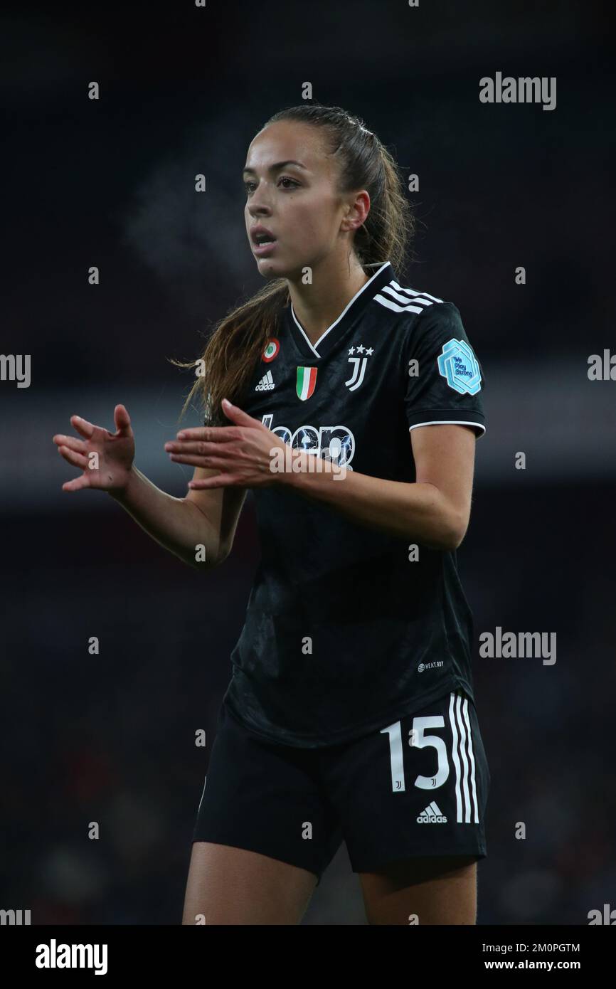 London, UK. 07th Dec, 2022. London, December 7th 2022: Julia Grosso (15 ...