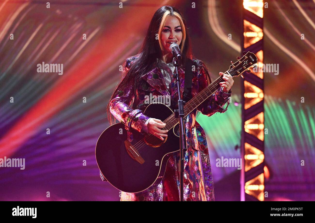 Leipzig, Germany. 07th Dec, 2022. Danish singer-songwriter Aura Dione ...
