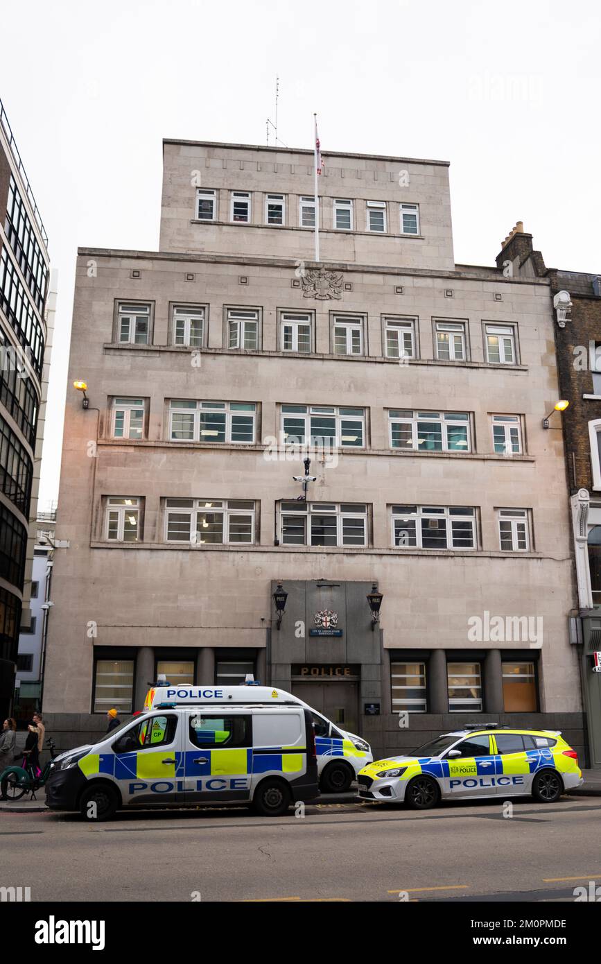 City of London Police, Bishopsgate, police station, London, UK. Police ...