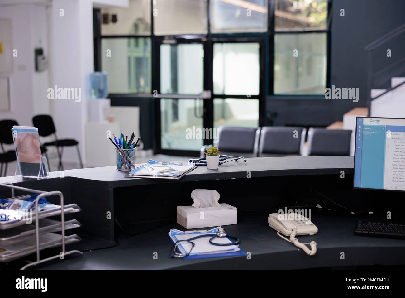 Empty service counter hi-res stock photography and images - Alamy