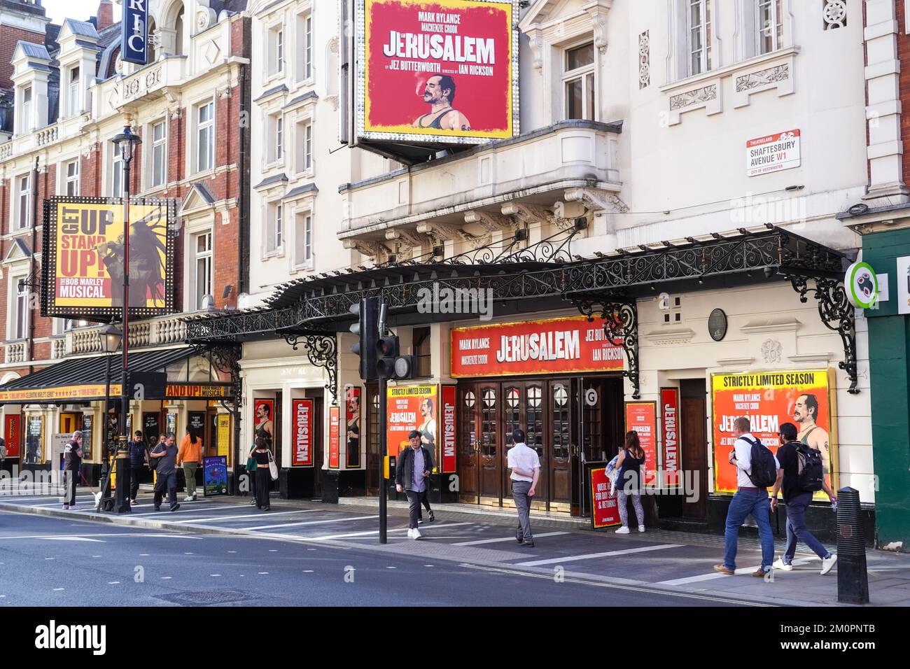 The Apollo Theatre and the Lyric Theatre at West End on Shaftesbury ...